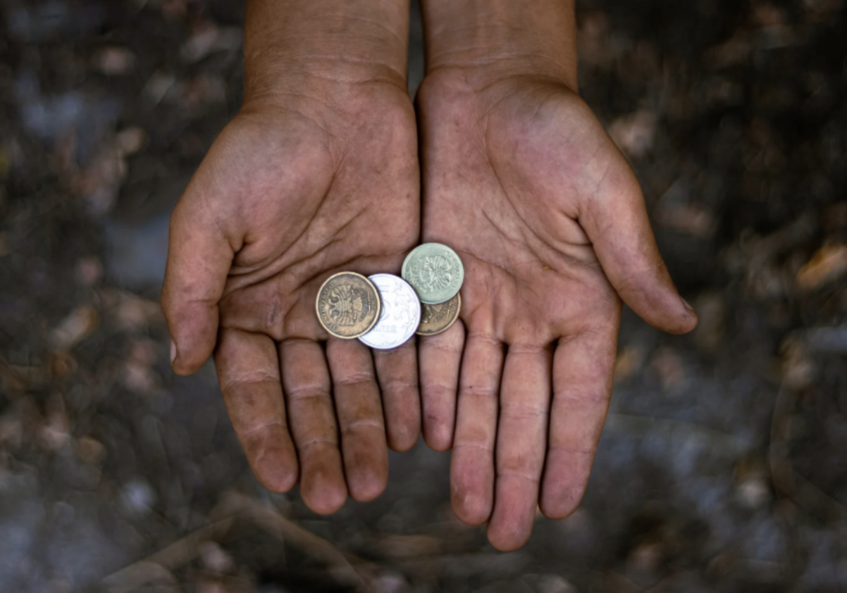 Revisi Garis Kemiskinan: Apa Artinya untuk Perencanaan Finansial Anda ...